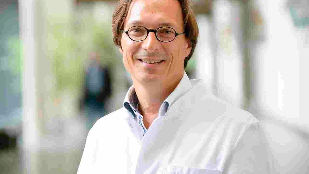 Dr. Ryszard Turkiewicz wird neuer Klinik-Direktor in Bad Oeynhausen